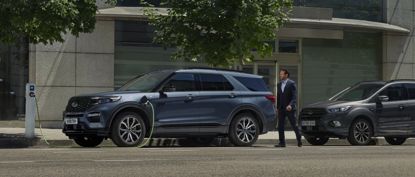 Ford Explorer Plug-in Hybrid SUV | Ford LU